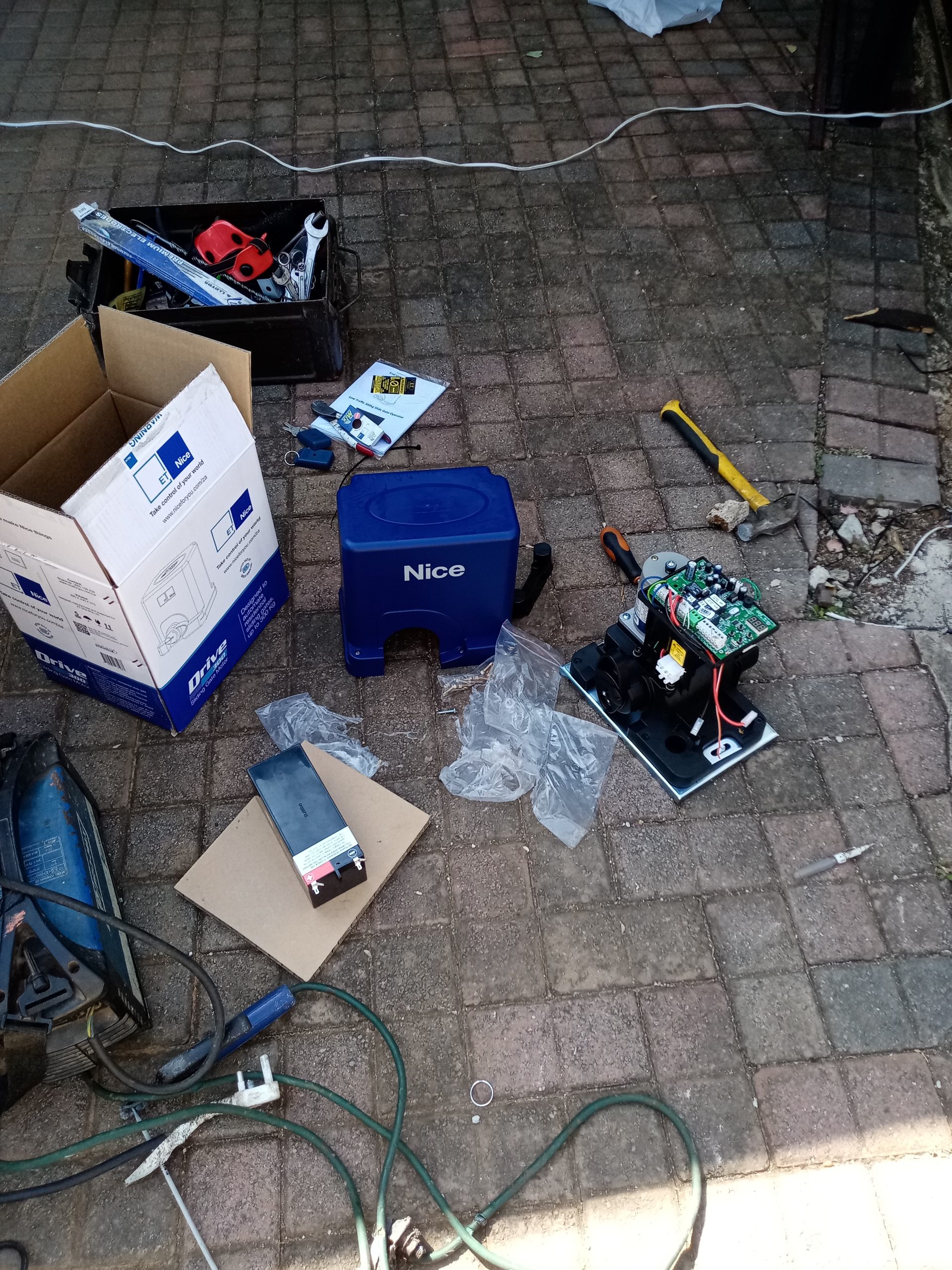 GATE MOTOR REPAIR/INSTALL - MKG GATES AND FENCE SERVICES